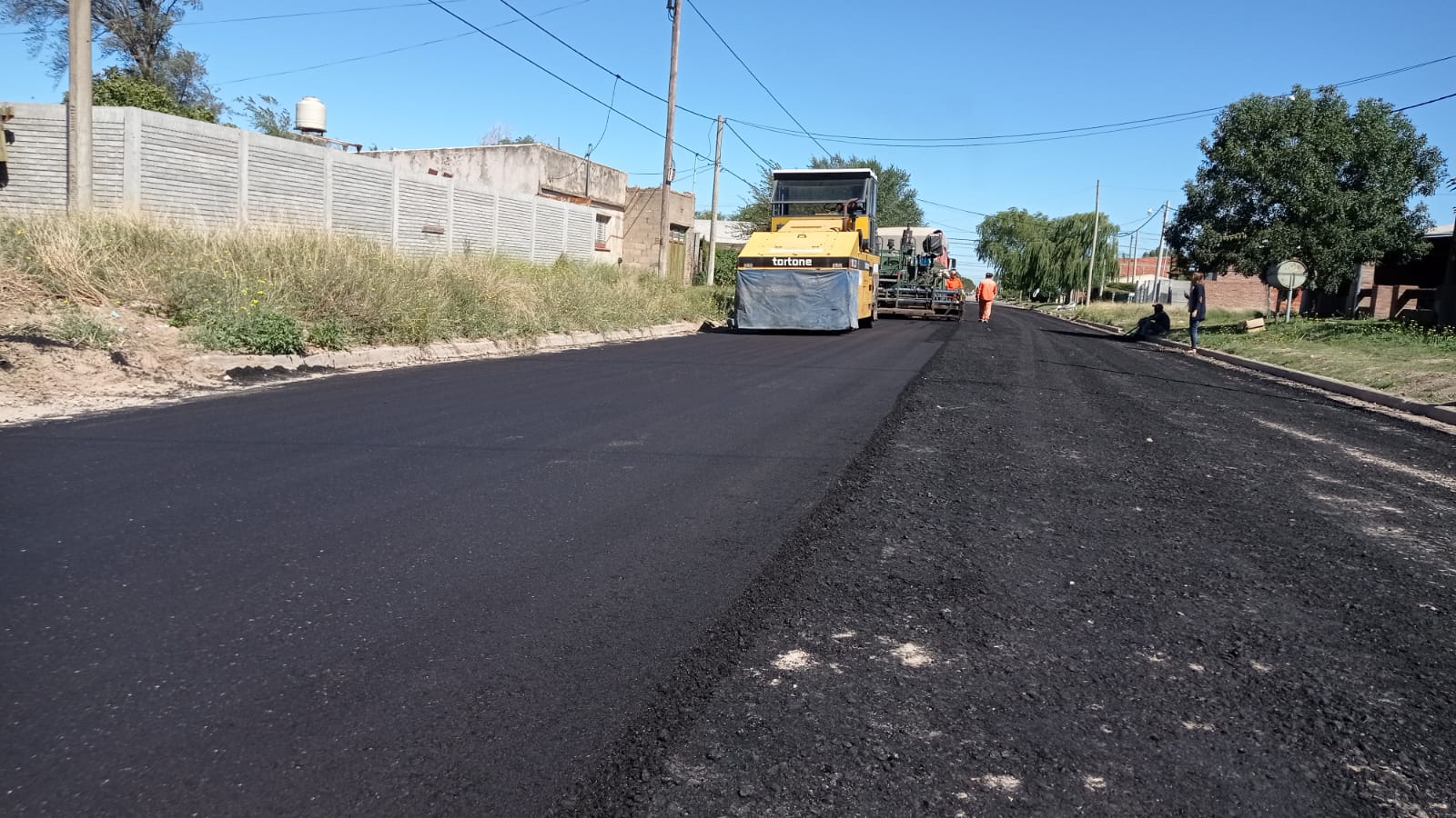Avanza la obra de pavimentación de calles del sector sur de Tornquist