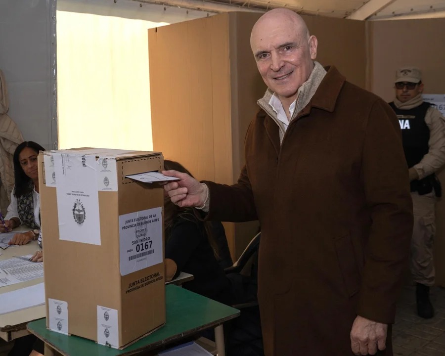 “A la democracia la veo sana, fuerte y feliz de que sigamos votando ...